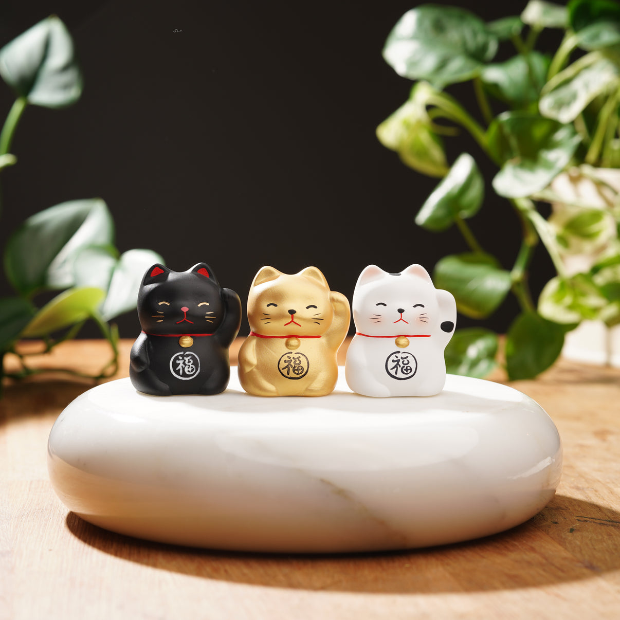 Ceramic Maneki Neko-Lucky Cat Set For Luck, Wealth, and Prosperity ...